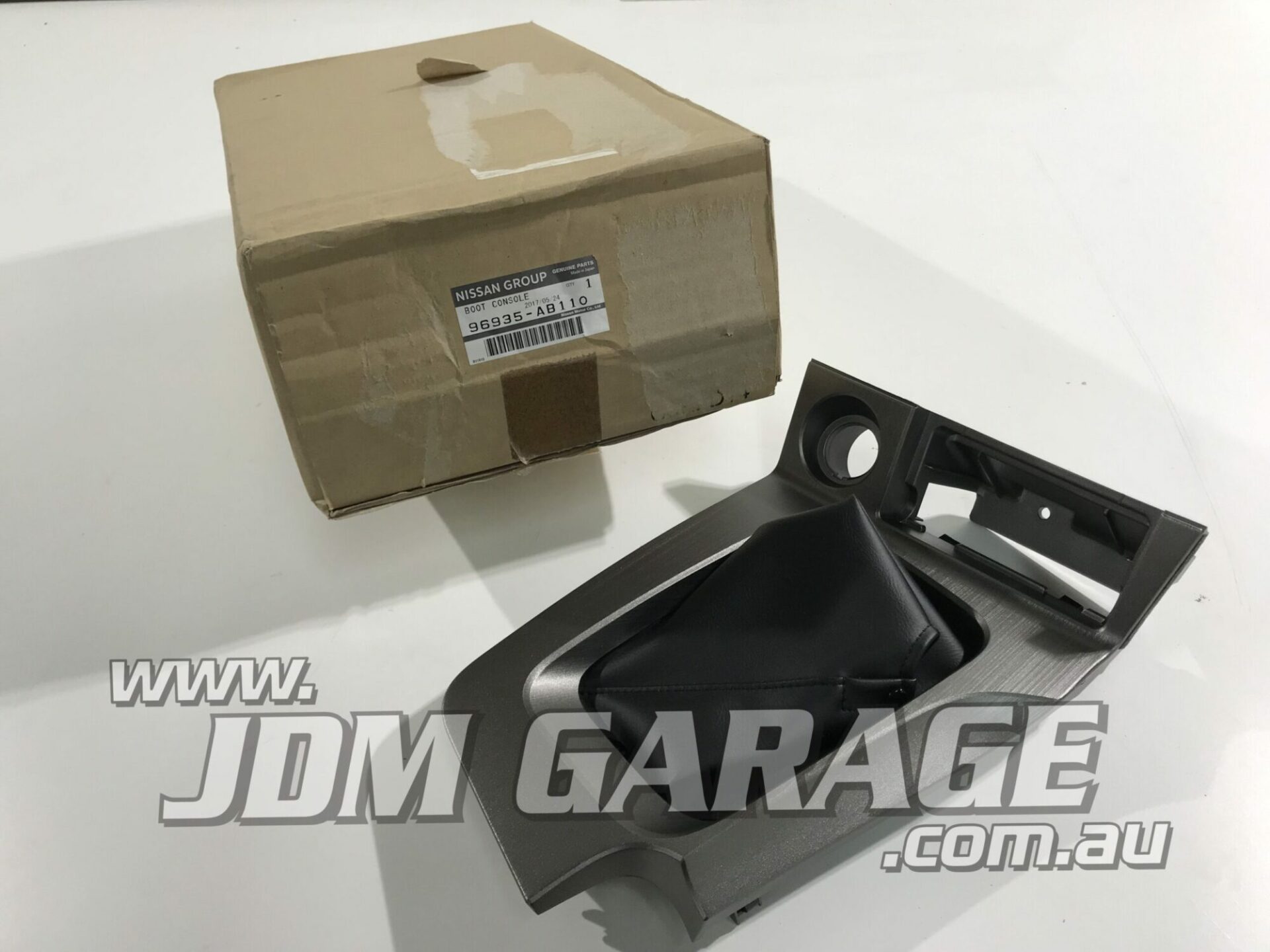 R34 GTR Shifter Surround and Boot - JDM Garage Australia