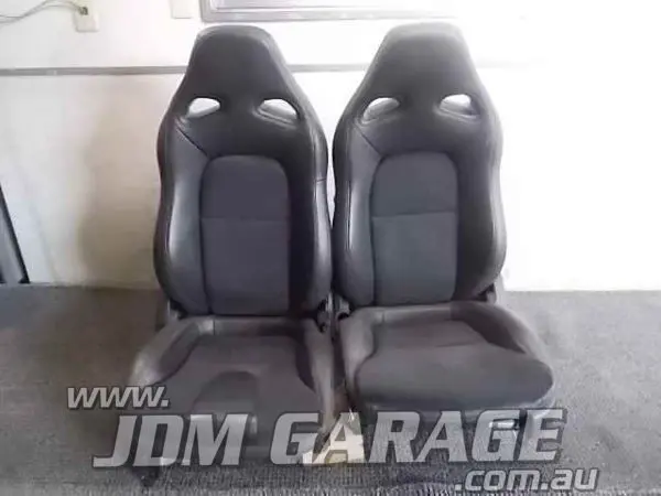 R35 GTR Black Front Seats Pair - JDM Garage Australia