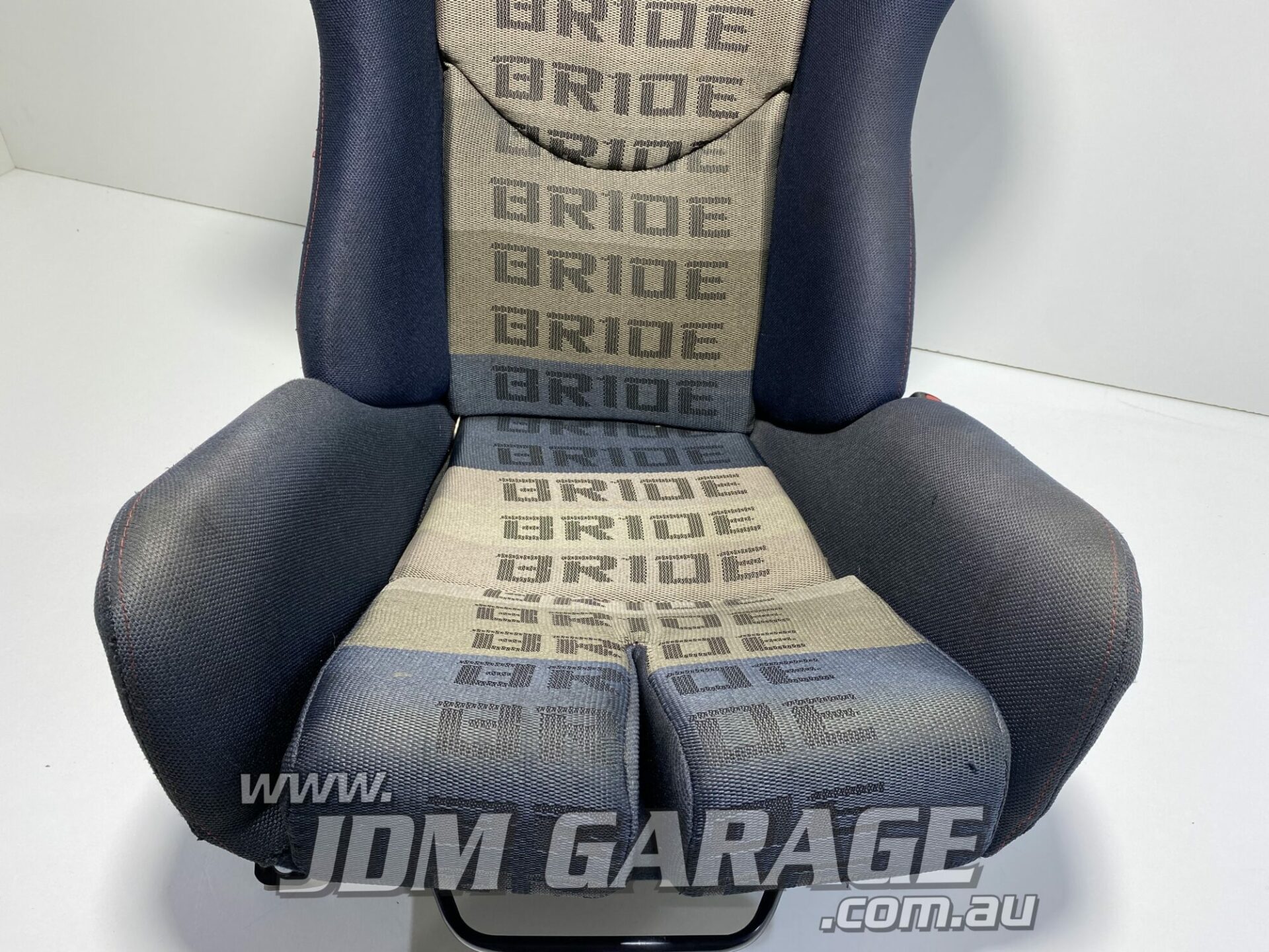Bride Low Max Fixed Back Seat with Bride Rail R32 R33 - JDM Garage ...