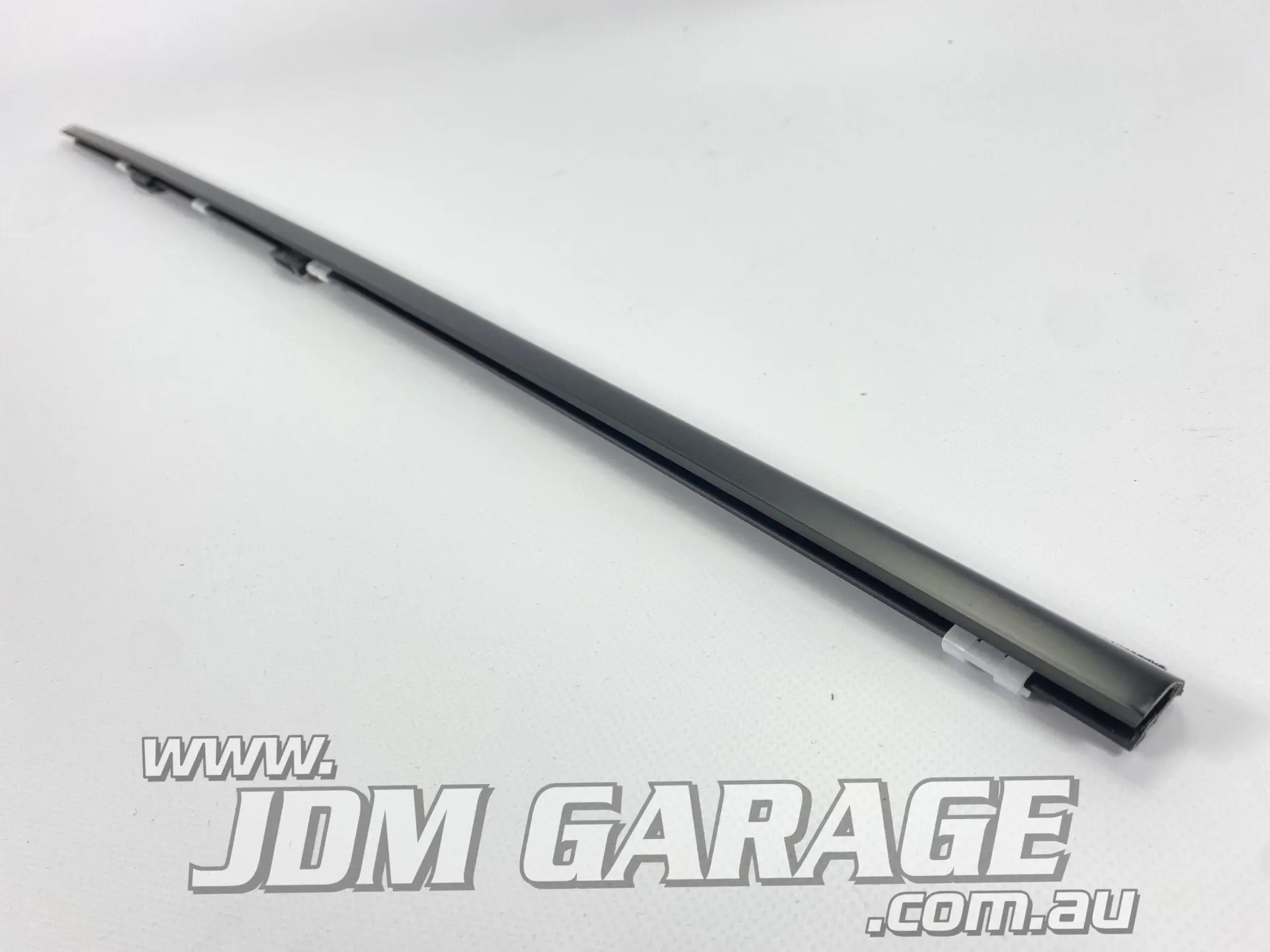 Genuine R32 Outer Door Moulding RHS - JDM Garage Australia