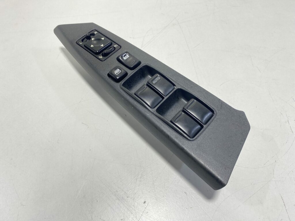 R34 Drivers Side Window Switch Sedan - JDM Garage Australia