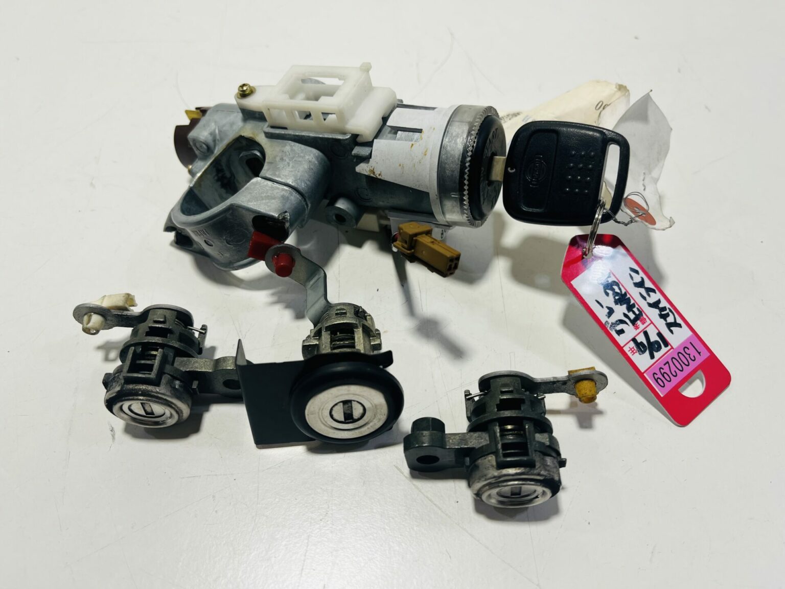 R34 Ignition Barrel and Locks - JDM Garage Australia