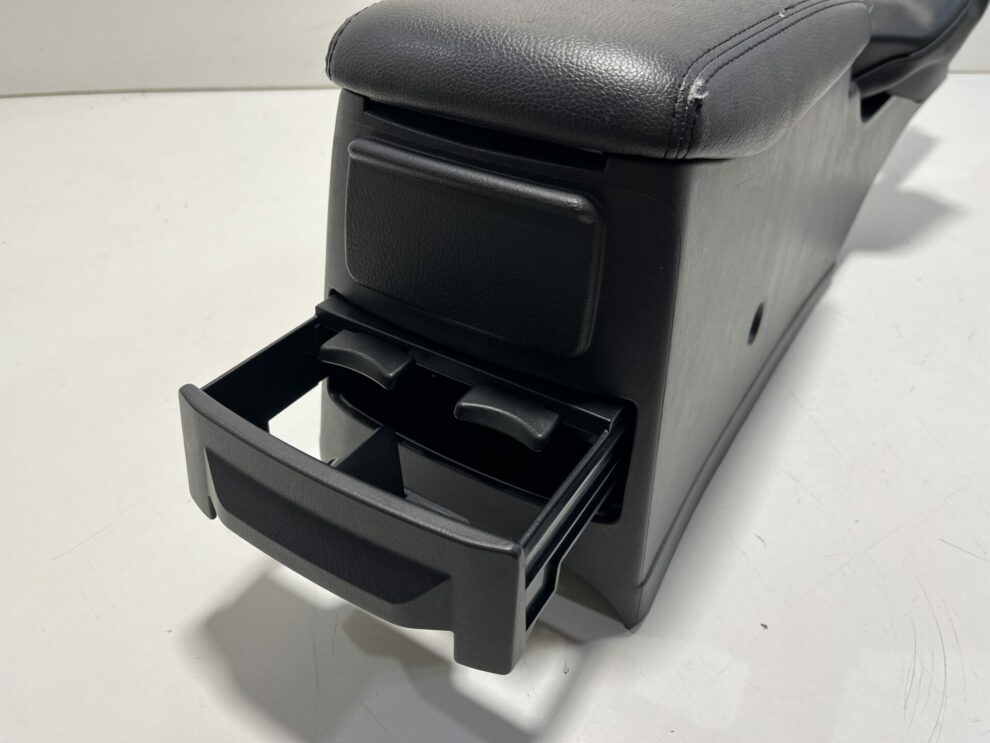 R34 GTT Sedan Centre Console with Lid - JDM Garage Australia