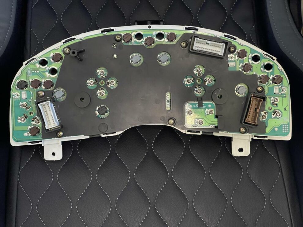 Nismo R34 GTR Speedo Cluster 320km/hr - JDM Garage Australia