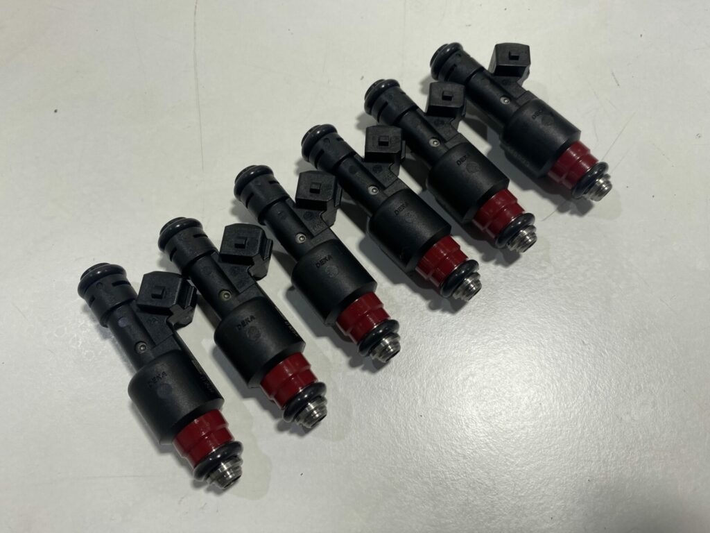 Siemens Deka 2400cc Injectors x6 - JDM Garage Australia