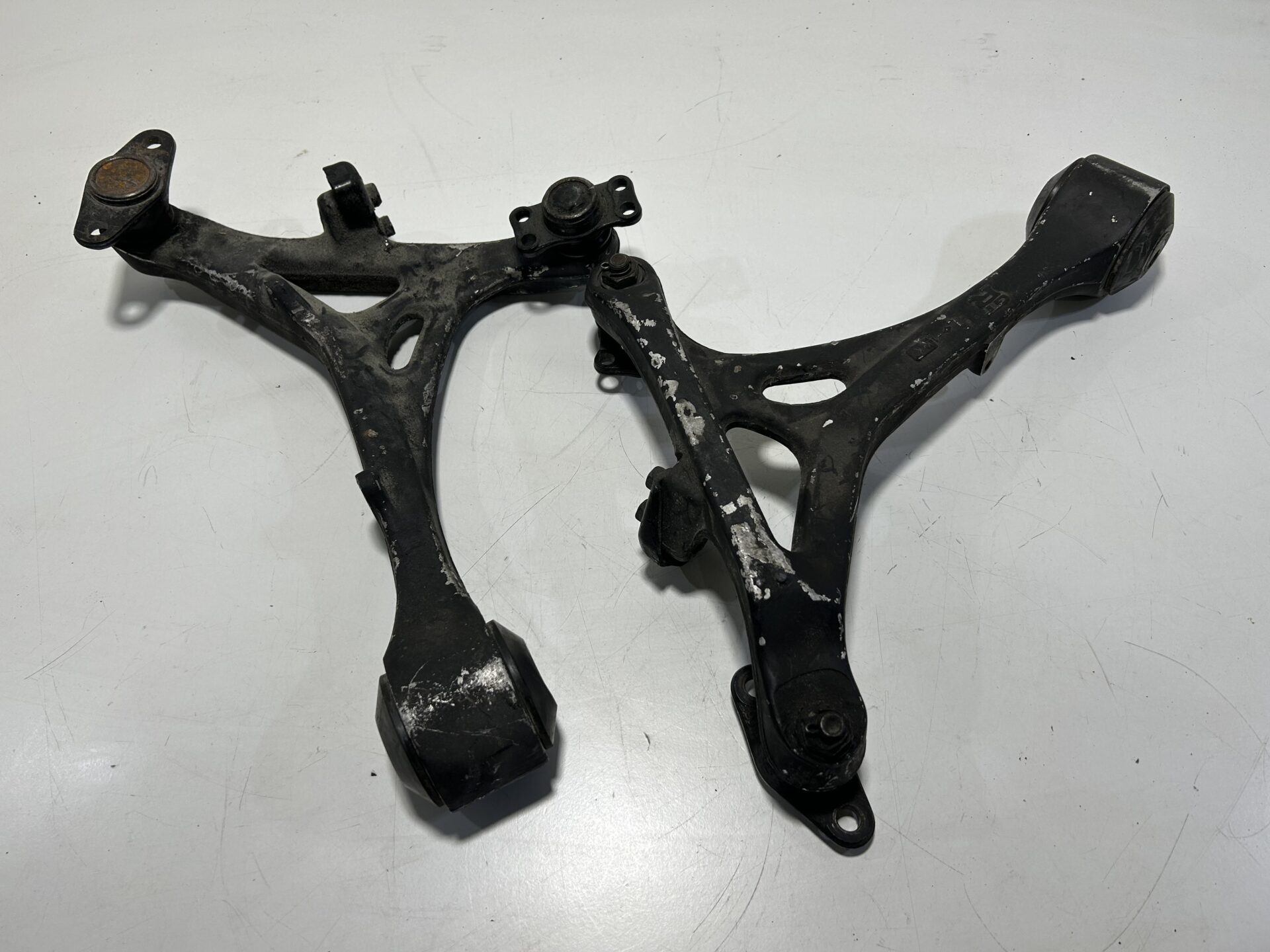 R34 GTR Front Lower Control Arms Pair - JDM Garage Australia