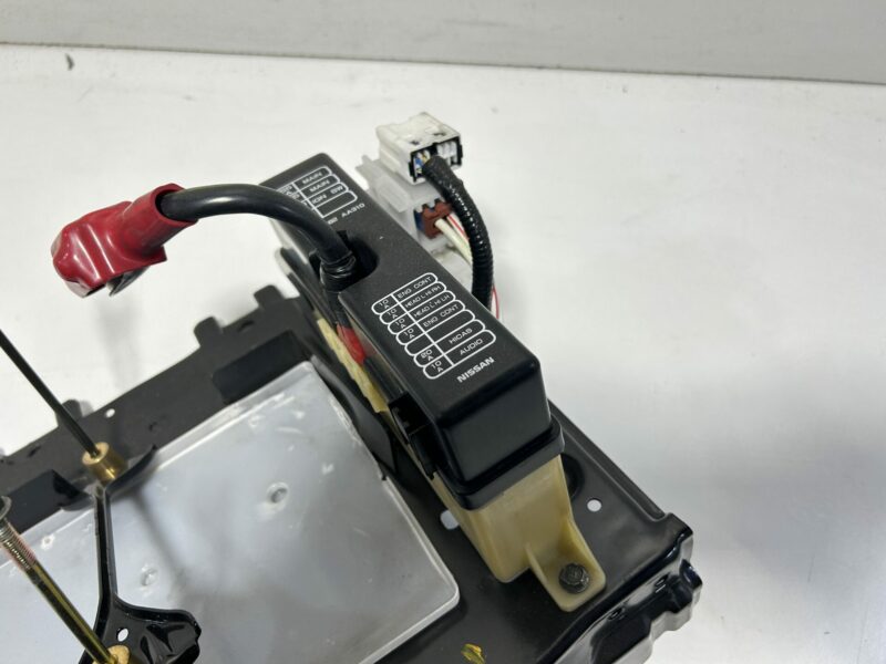 R34 GTR Battery Tray and Fuse box - JDM Garage Australia