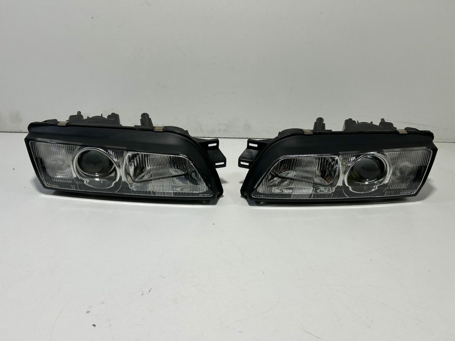Nissan R32 Headlights Early Model Pair - JDM Garage Australia