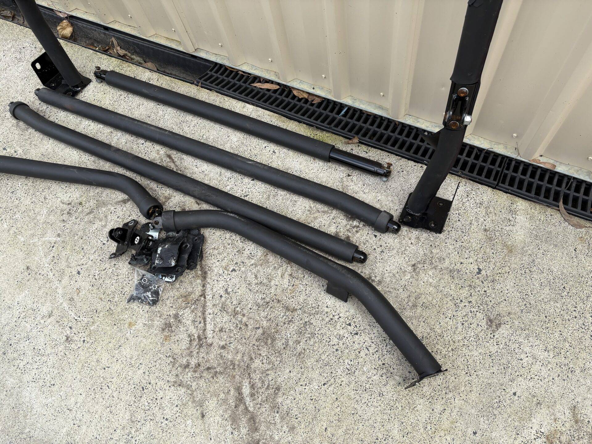 Kansai Service Roll Cage R32 Coupe - JDM Garage Australia