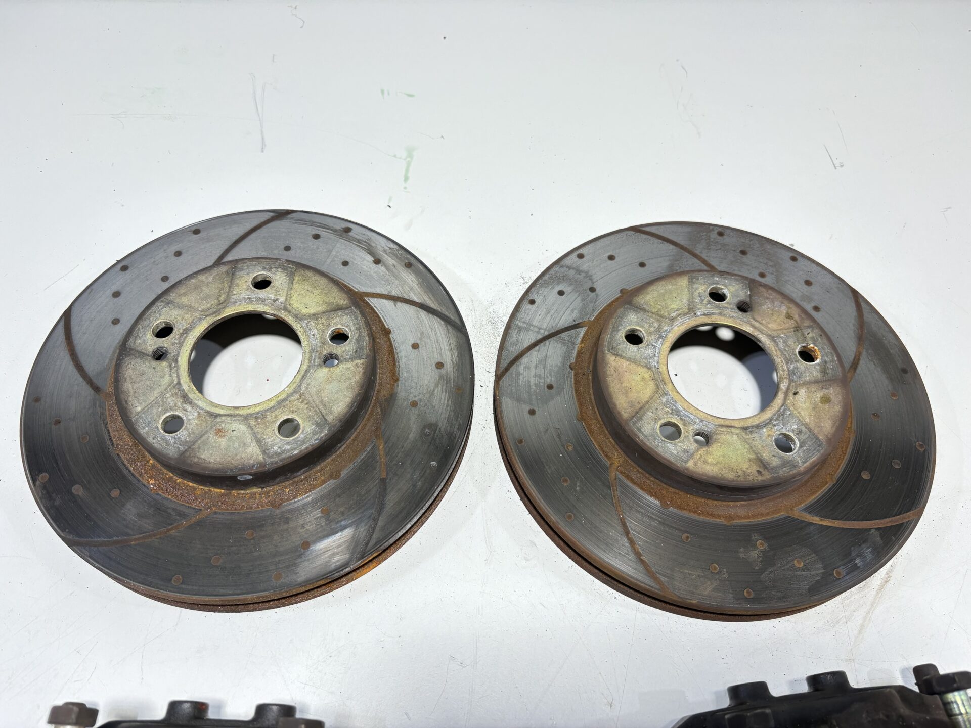 R32 GTST Front Brake Calipers and Rotors - JDM Garage Australia