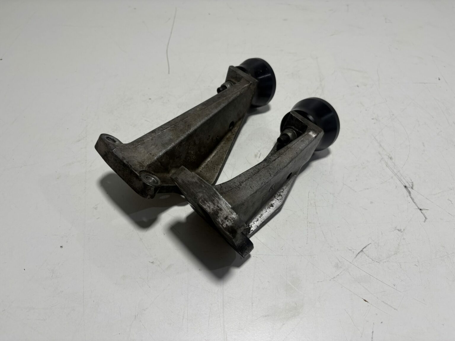 RB26 Engine Brackets with Franklin Engineering Solid Engine Mounts ...